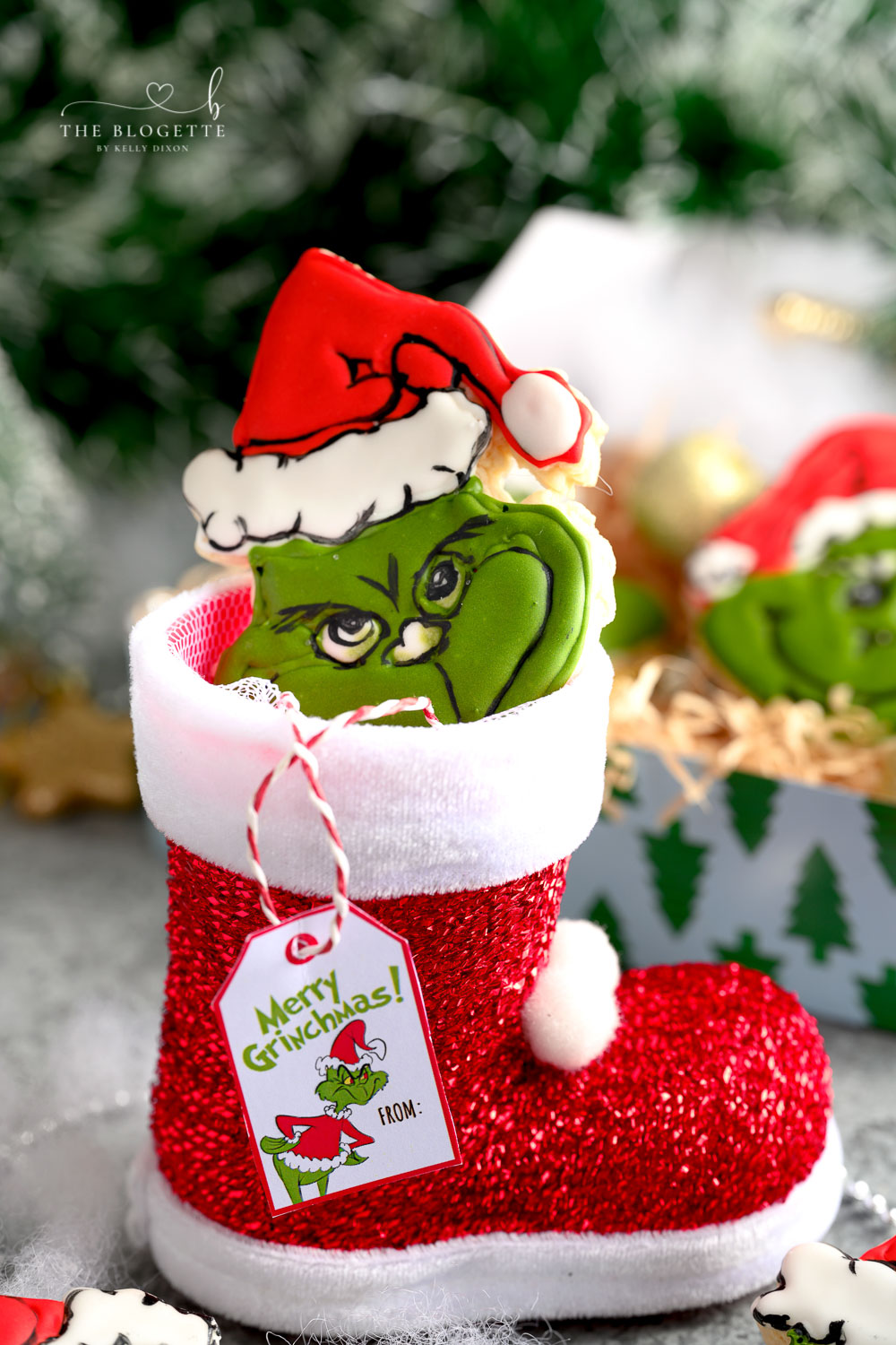 Grinch Cookies - Sugar Cookies Decorated with Icing for Christmas!